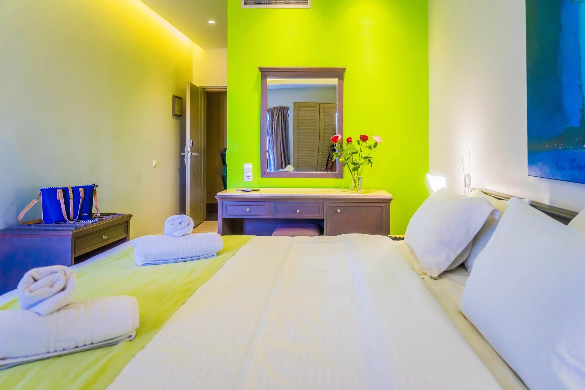 Gogo Hotel - matt-holidays.com